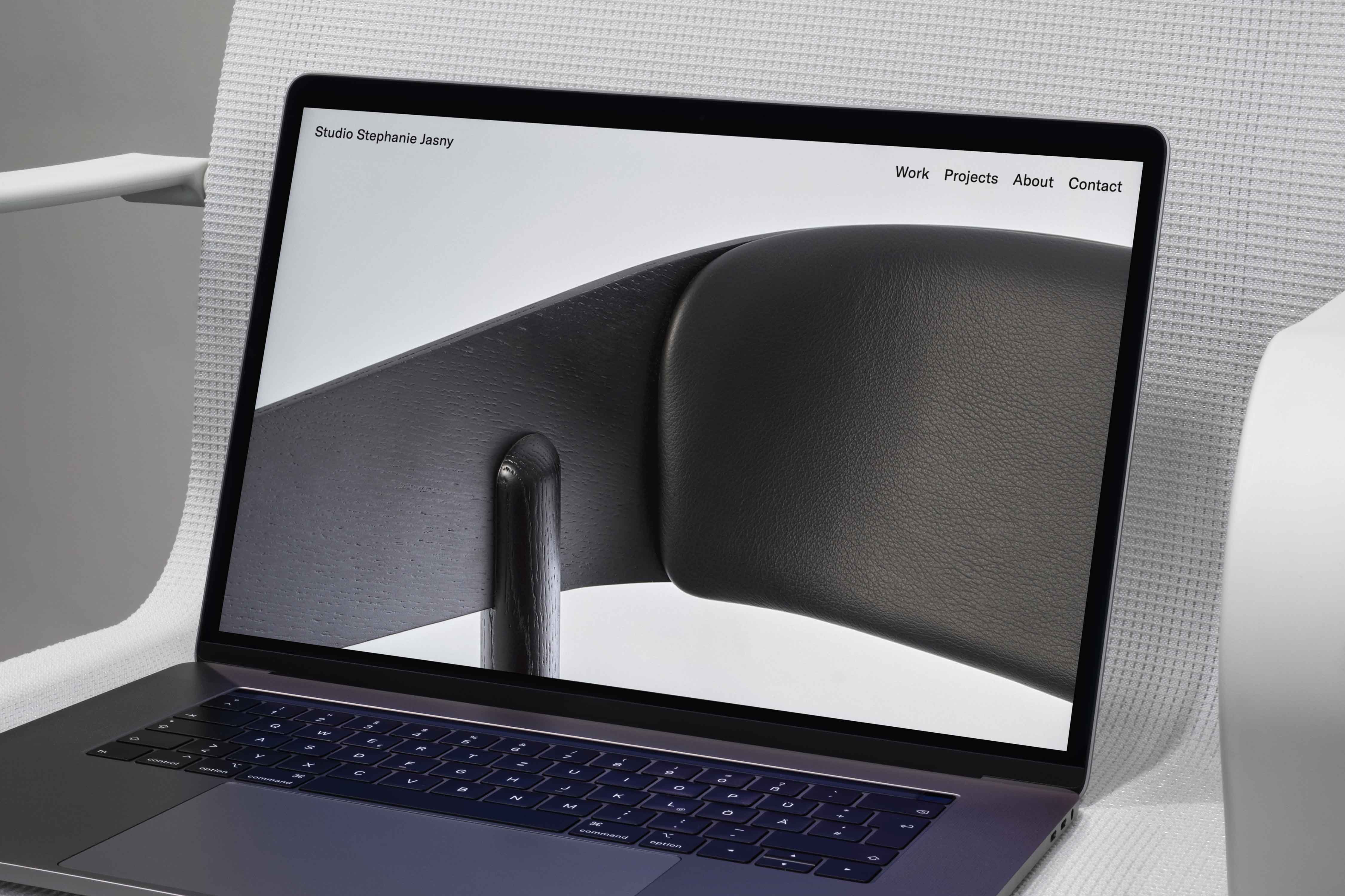 STUDIO STEPHANIE JASNY